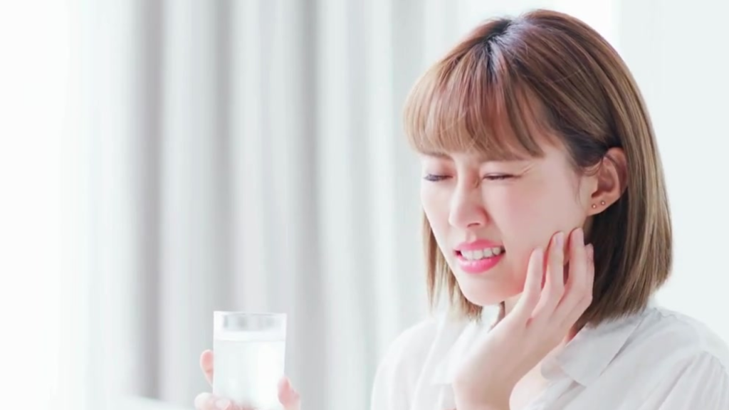 Sensitive Teeth: Causes, Symptoms, and Treatments